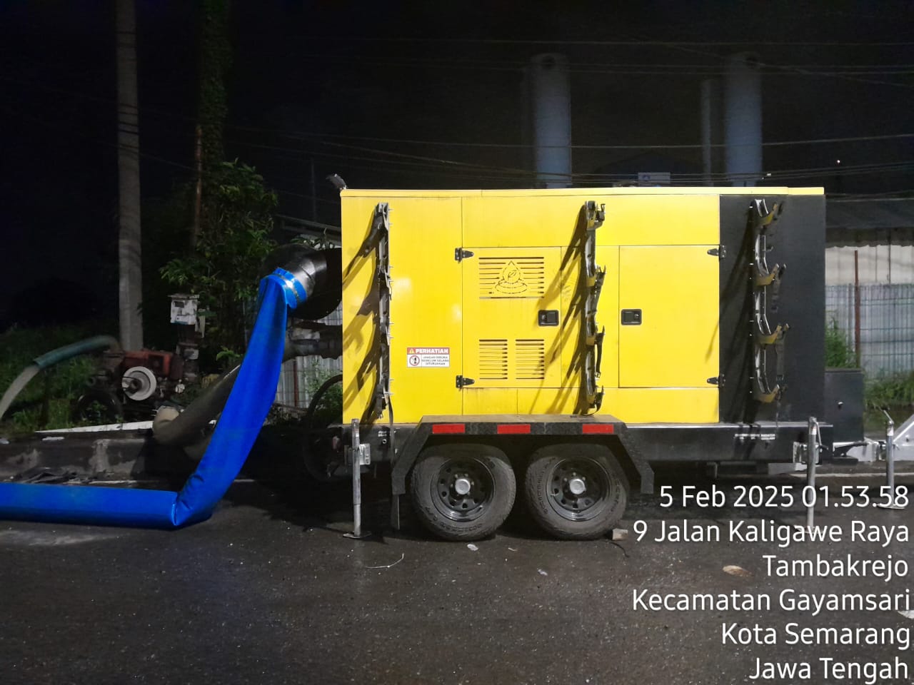 Masyarakat tambakrejo teriak.Di kota semarang.banjir belum surut dan ...